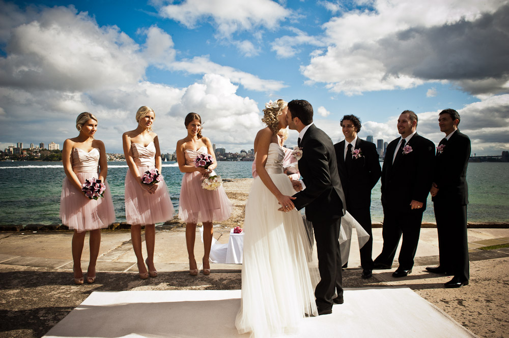 Waterside wedding - Modern Wedding