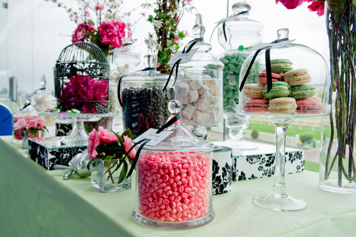 We heart Candy Buffets! - Modern Wedding