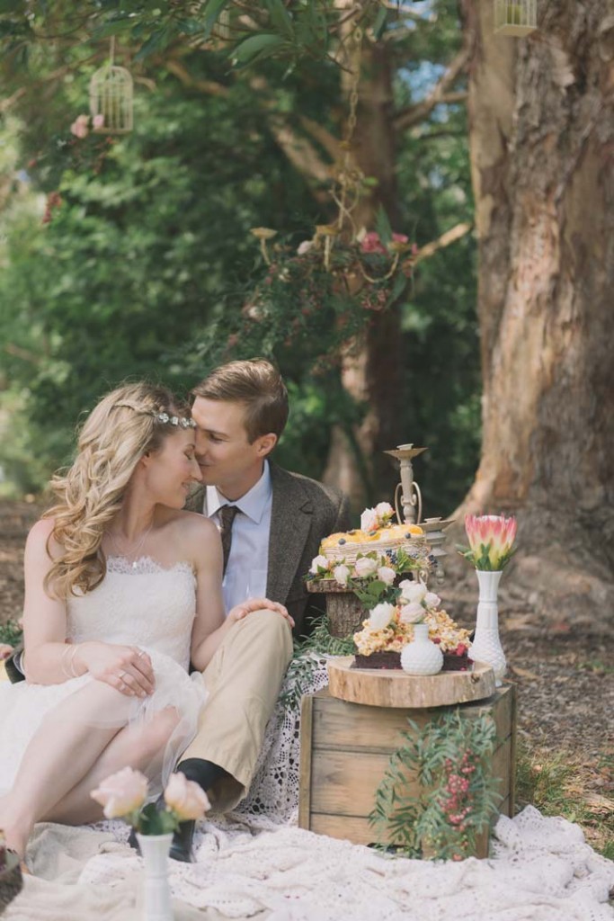 This Outdoor Wedding Shoot and Video Is Utterly Romantic