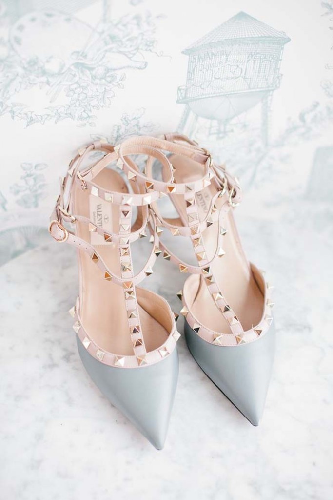 25 of the prettiest shoes for your something blue - Modern Wedding