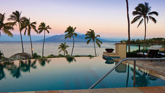 20 Infinity Pools That Are Honeymoon Heaven - Modern Wedding