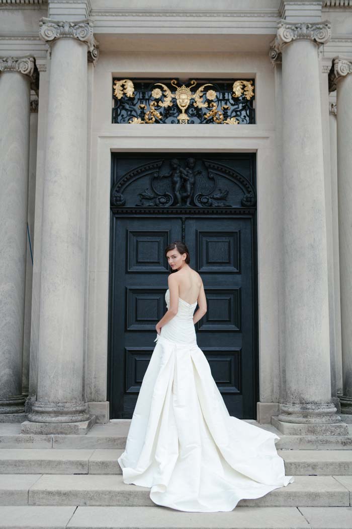 Sareh Nouri Fall 2016 Bridal Collection - Modern Wedding