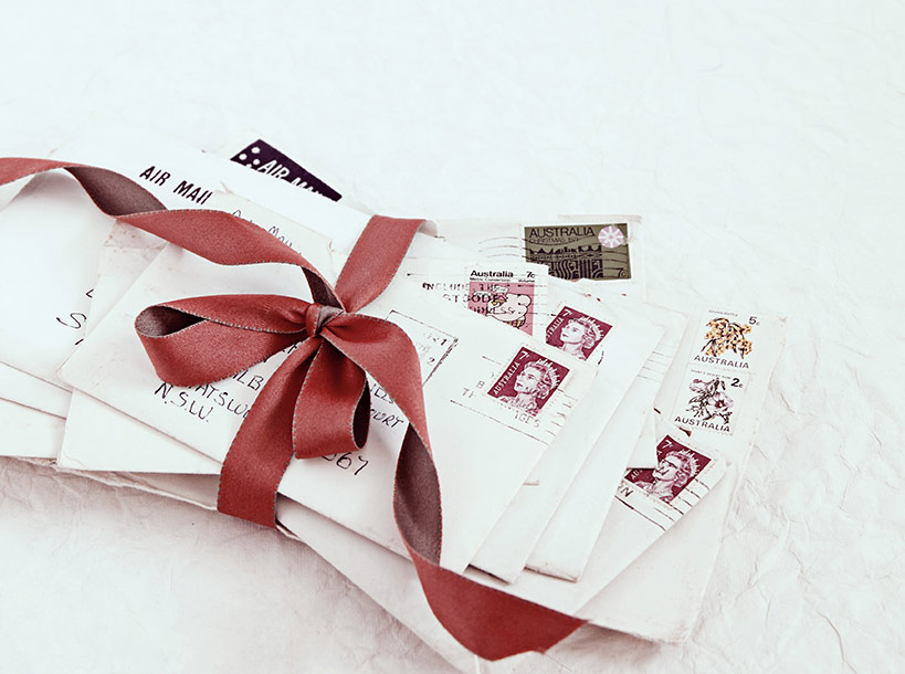 How To Write a Romantic Love Letter - Modern Wedding