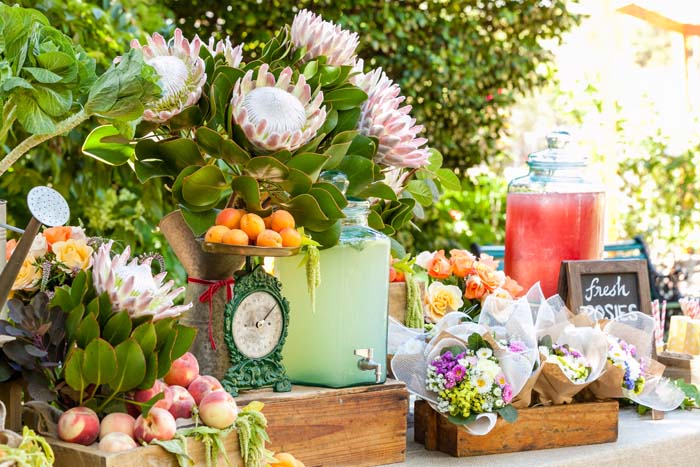 Five things floral stylists wish you knew about reception flowers