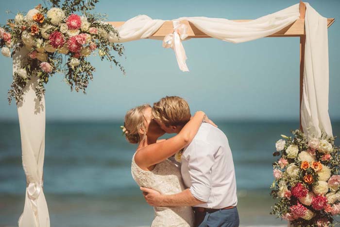 Luscious Green Wedding Inspiration - Modern Wedding