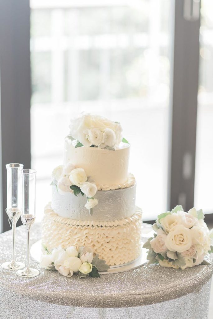 An Elegant Ivory And Silver Wedding In Sydney - Modern Wedding