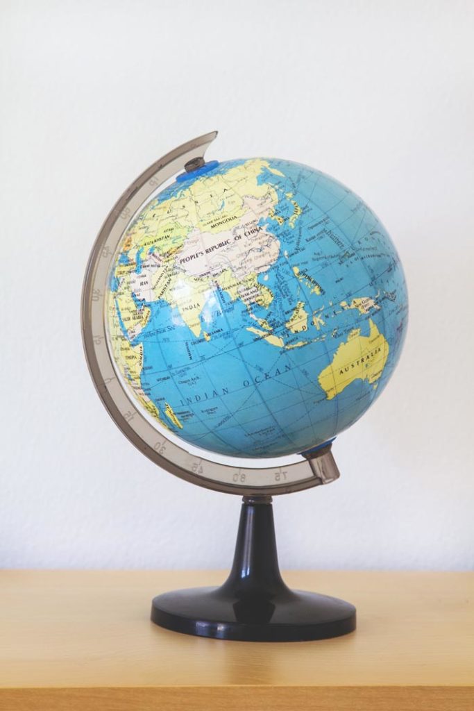 DIY World Globe Wedding Decoration for a Travel Themed Wedding
