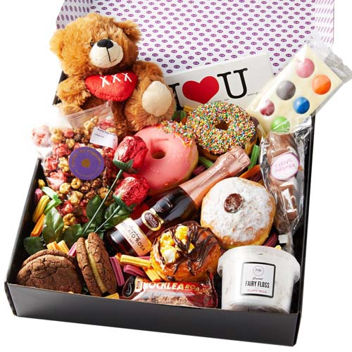 Bridesmaids: 8 Ways To Make Them Feel Special