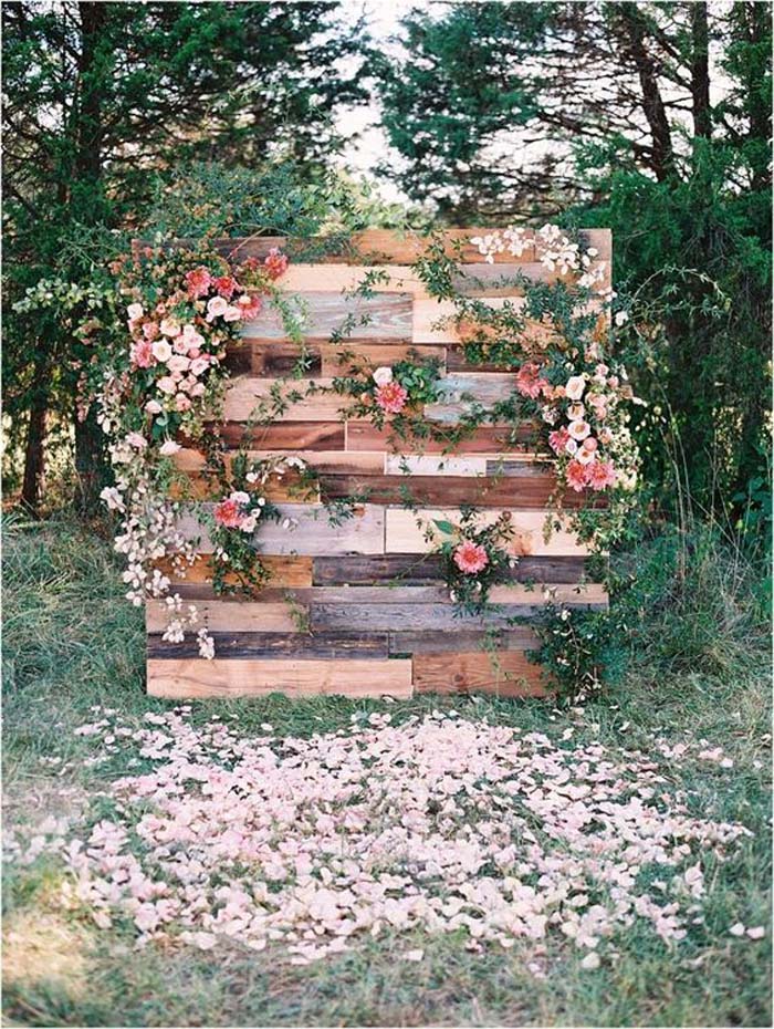 15 Flower Wall Wedding Ideas - Our Favourites