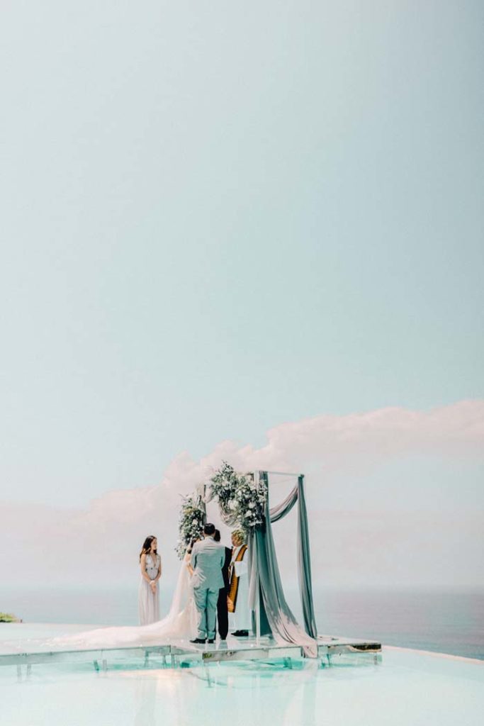 Wedded Wanderlust - Jeanne & Varick's Wedding - Modern Wedding