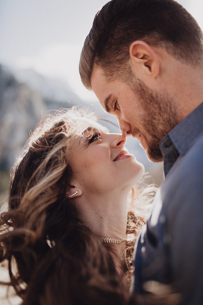 Engagement Photos You Will Want To Steal - Modern Wedding