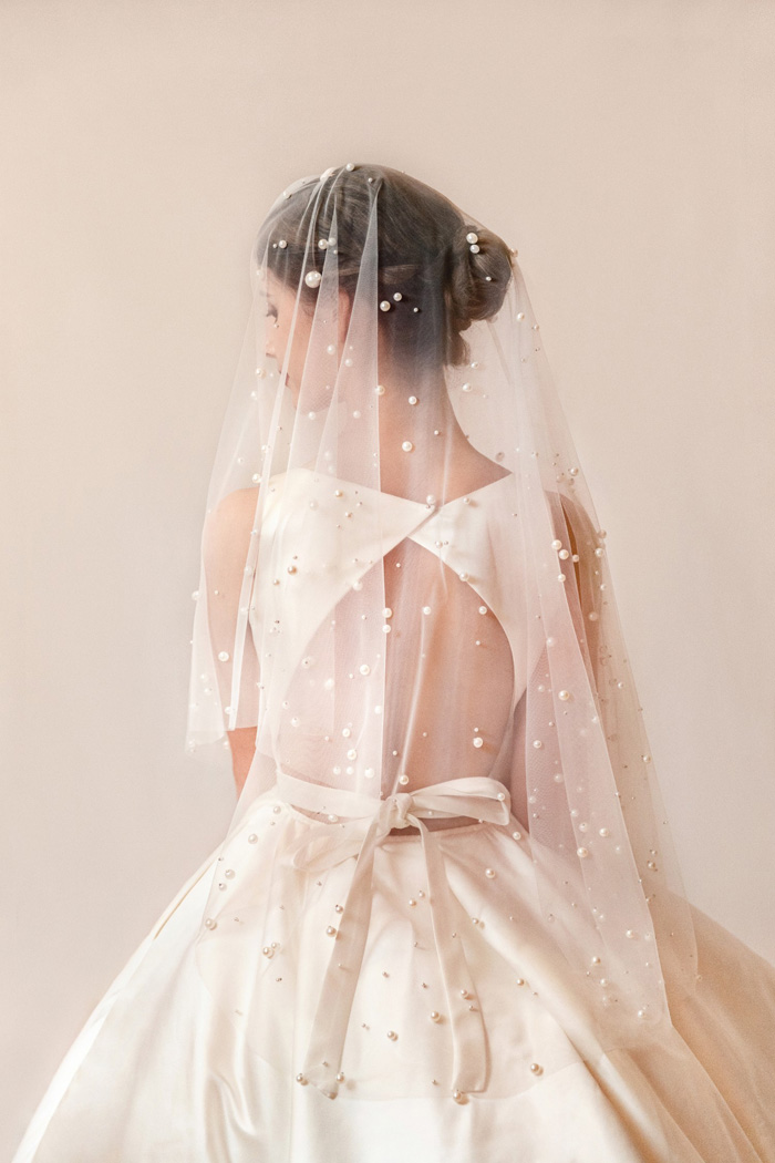 Picking The Perfect Veil For Your Wedding Dress - Modern Wedding