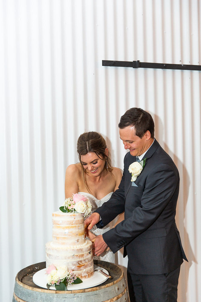 Nick And Laura's Stunning Spring Celebration - Modern Wedding