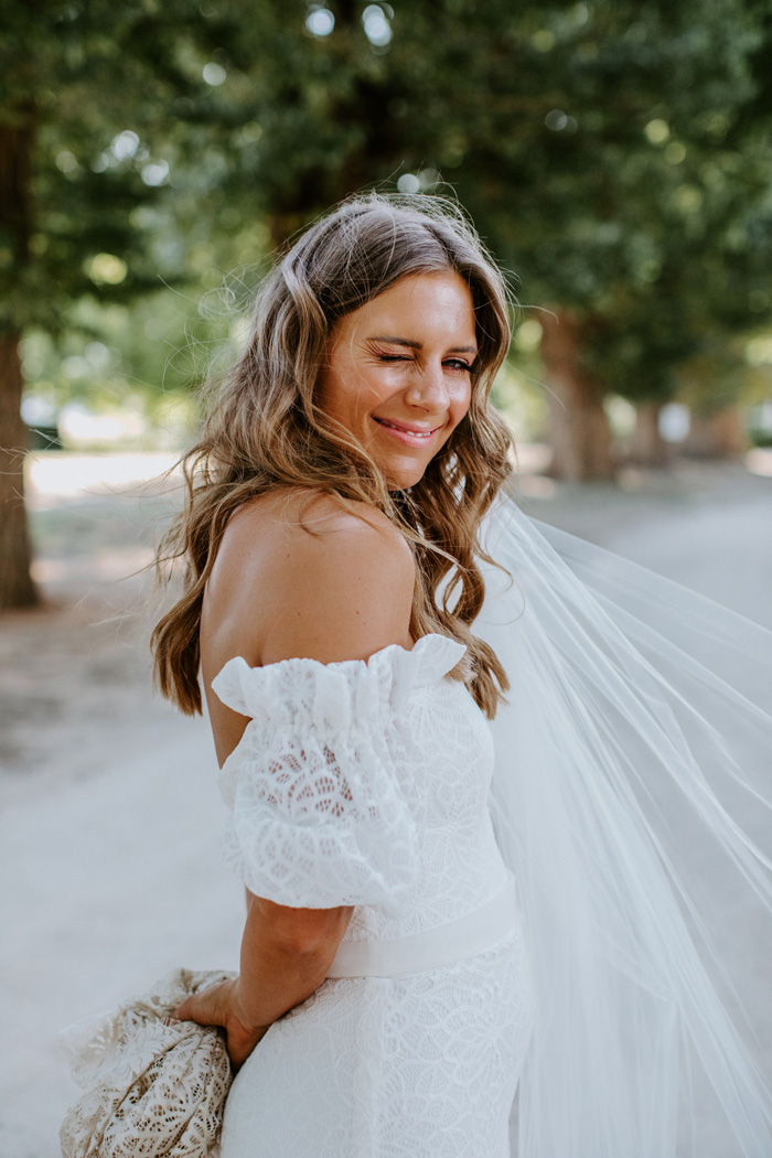 Lisa Hamilton Shares Her Wedding Beauty Routine - Modern Wedding