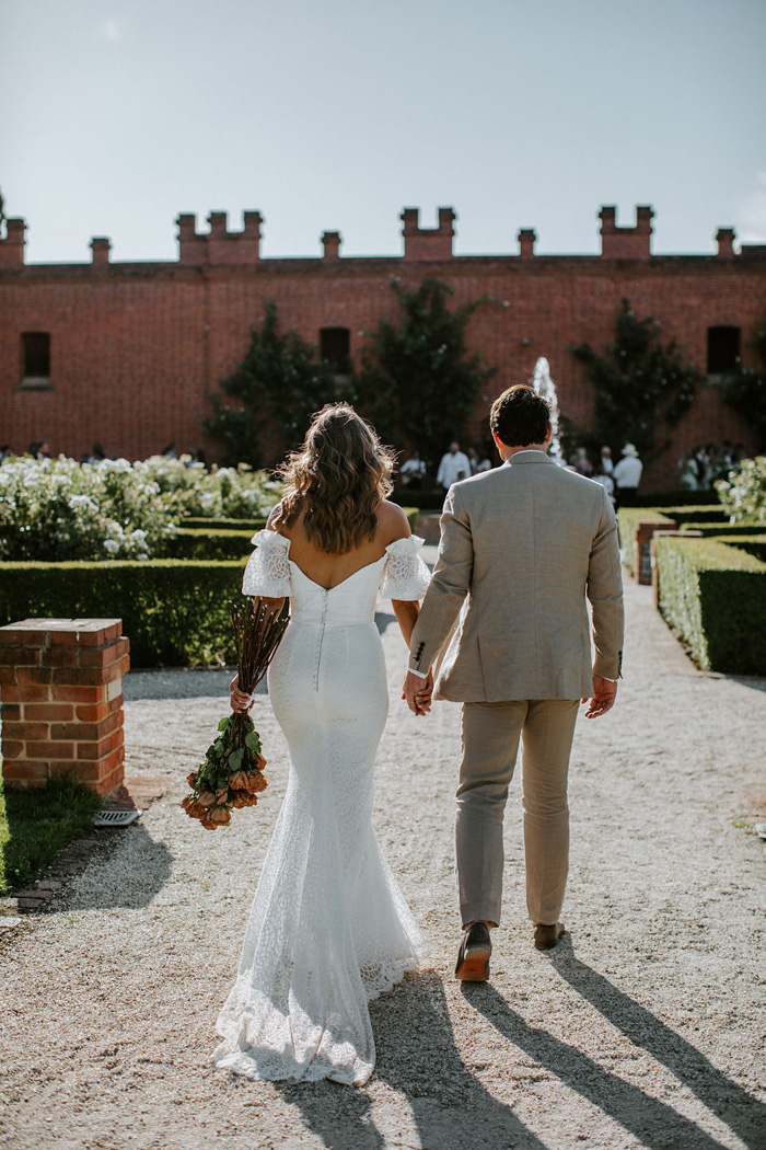 Lisa Hamilton Shares Her Wedding Beauty Routine - Modern Wedding