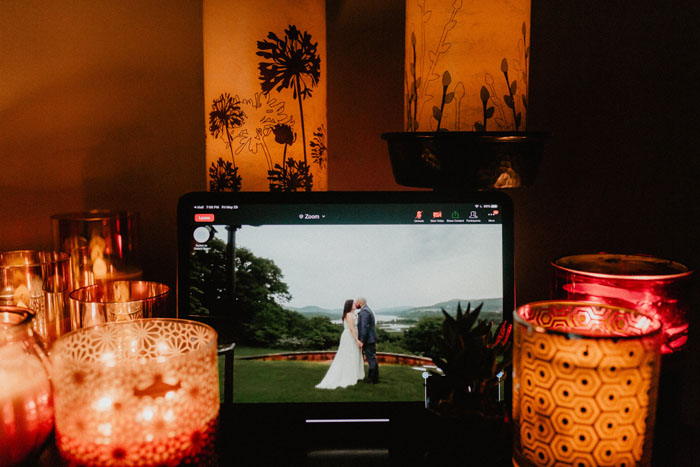 How To Uninvite People From Your Wedding (In The Nicest Way Possible)