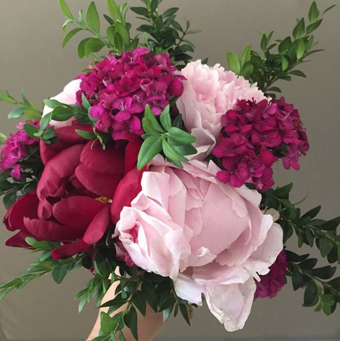 40 Romantic Bouquets You'll Want To Get On Valentine's Day!