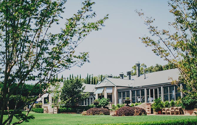 Bells at Killcare Boutique Hotel, Restaurant & Spa - Modern Wedding