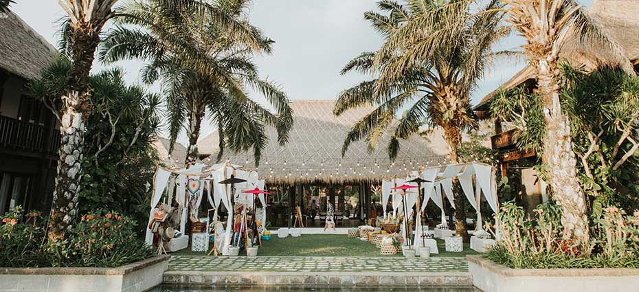 Tirtha Bridal - Modern Wedding