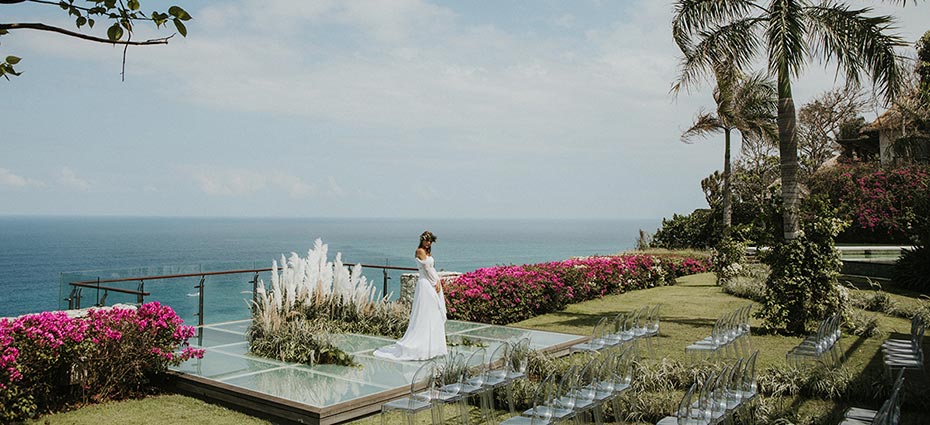 Tirtha Bridal - Modern Wedding