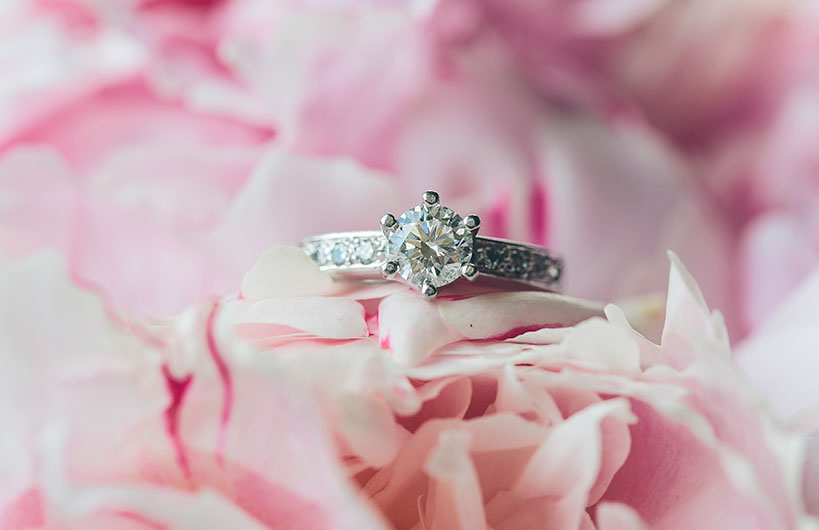 5 Ways to Keep Your Engagement Ring Sparkling!